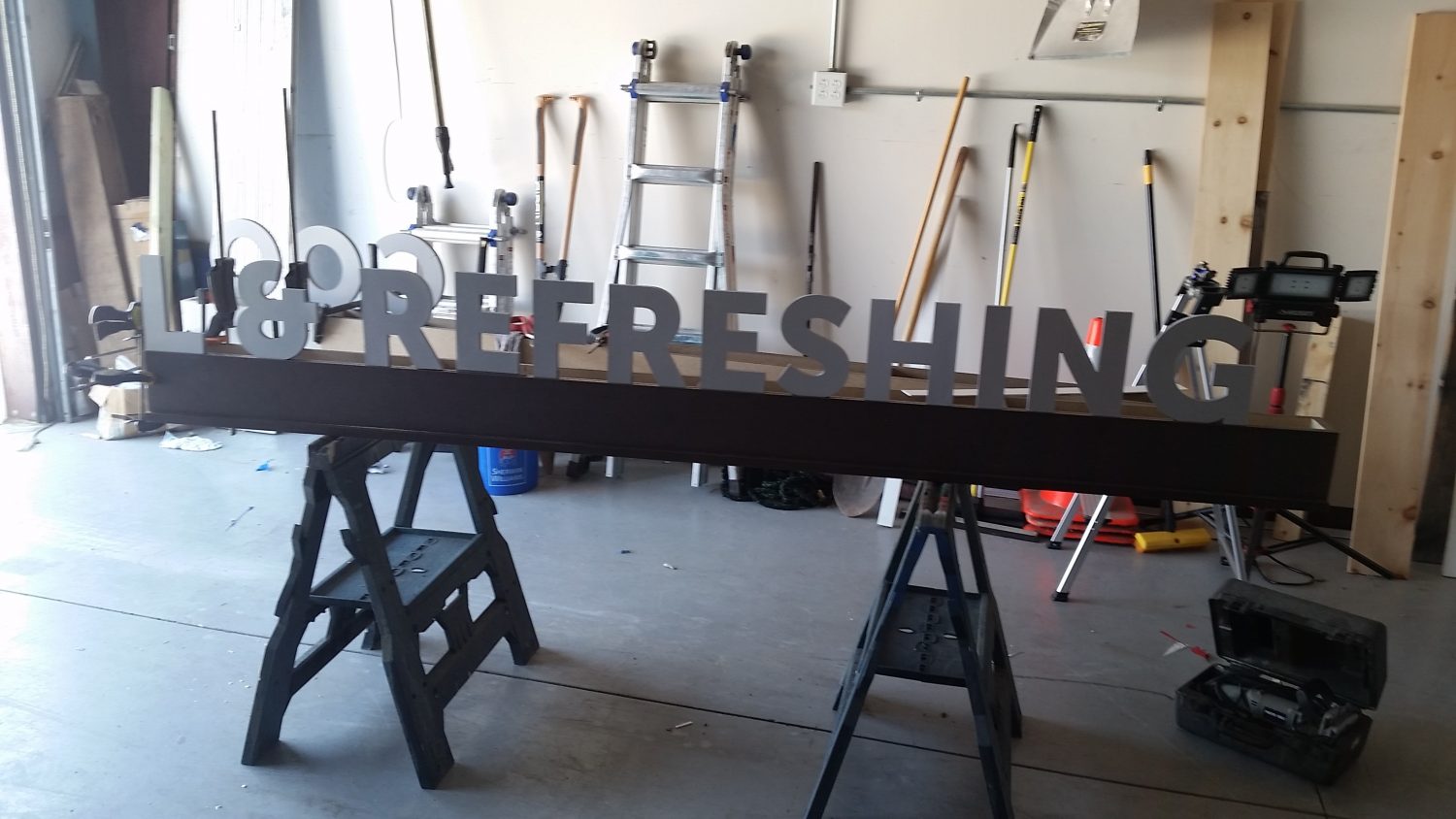 Benefits of a High Quality Storefront Sign - Identity Graphics LLC